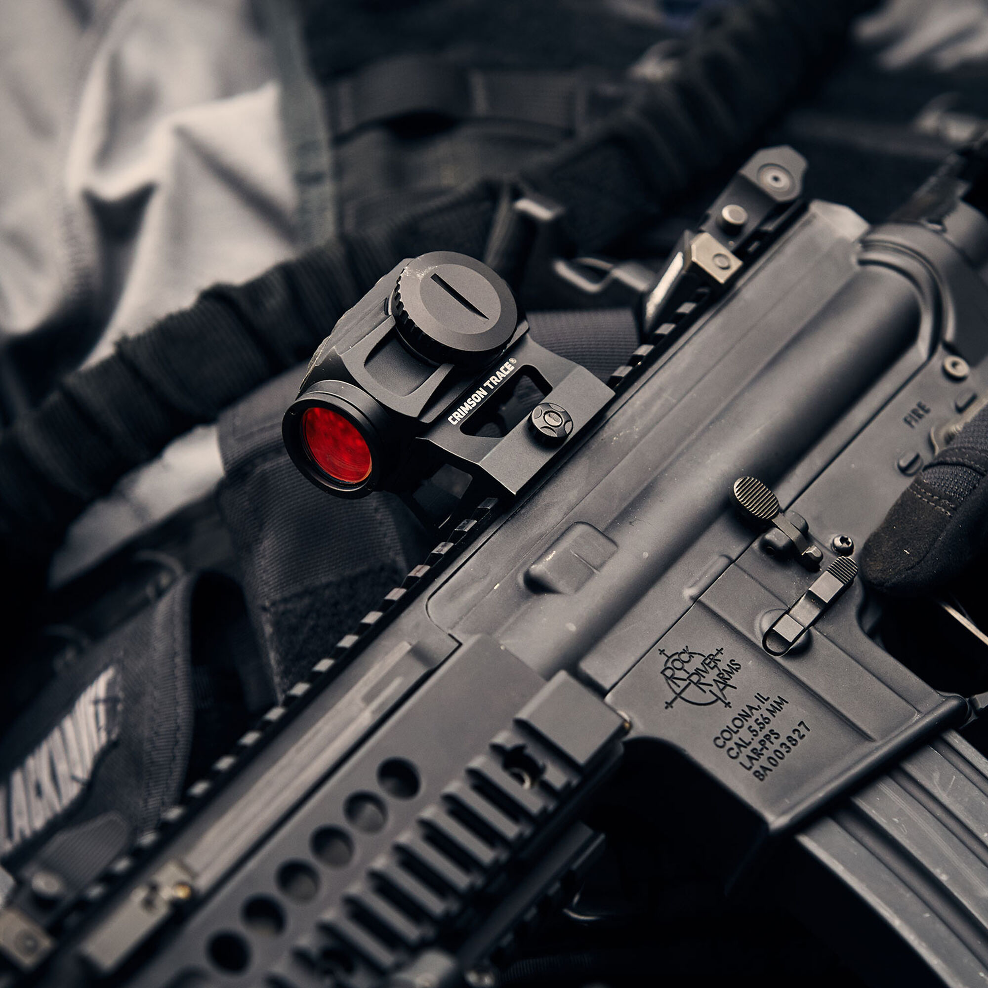 CTS-1000 Compact Tactical Red Dot Sight for Rifles [2.0 MOA] | CrimsonTrace
